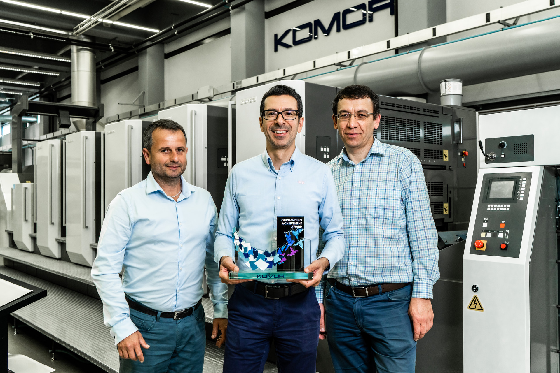 Distributor Printman wins Outstanding Achievement Award | Komori Europe